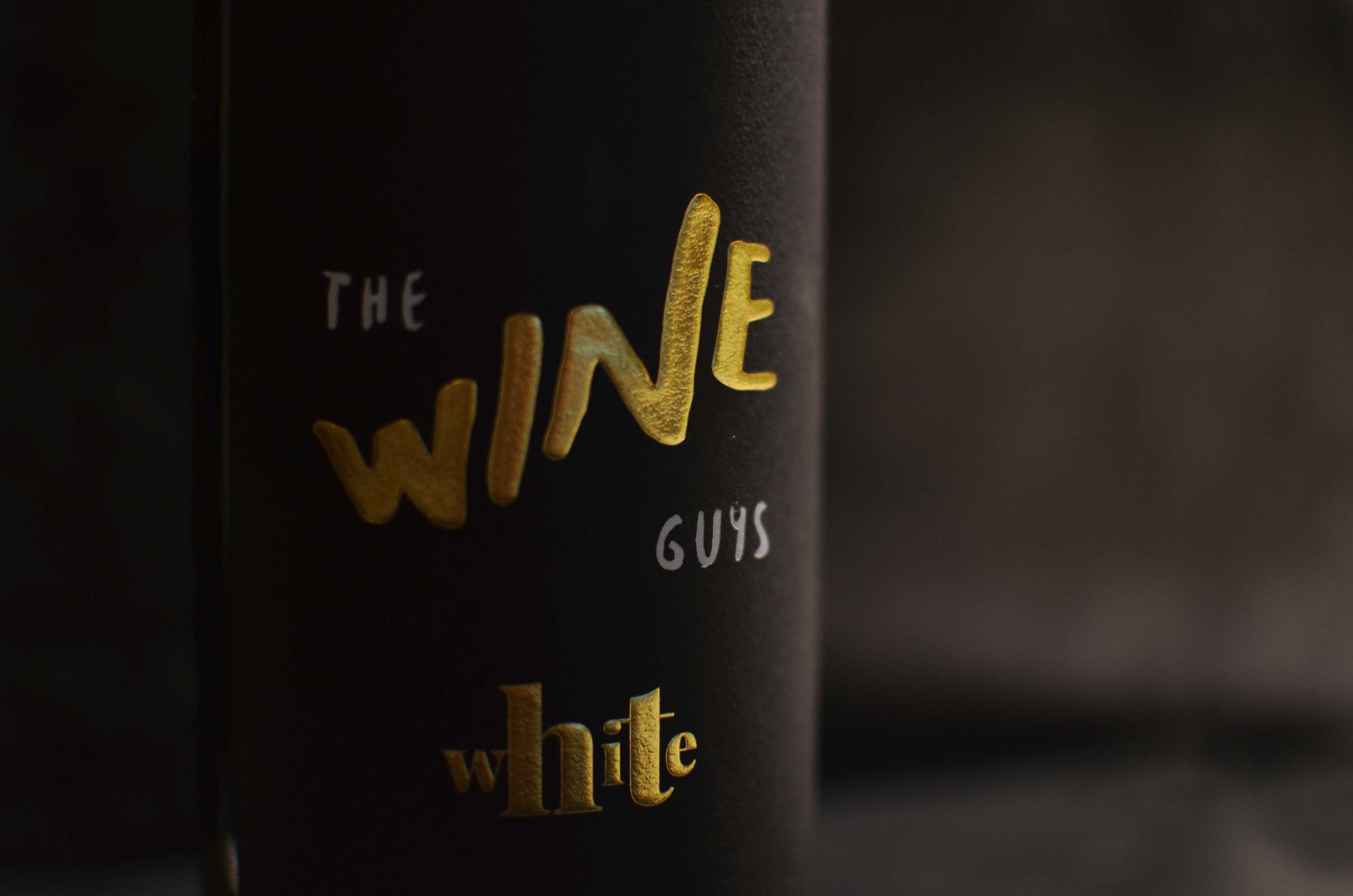 The Wine Guys Branding und Label Design – Weißwein Label – Logo